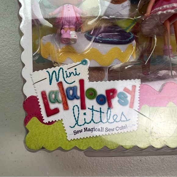 lalaloopsy | Toys | Mini Lalaloopsy Littles New Rosy Bumps N Bruises Sisters Stumbles | Poshmark